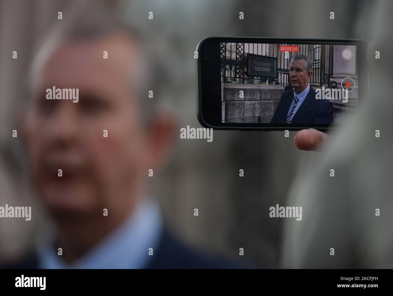 Edwin poots leaves dup hi-res stock photography and images - Alamy