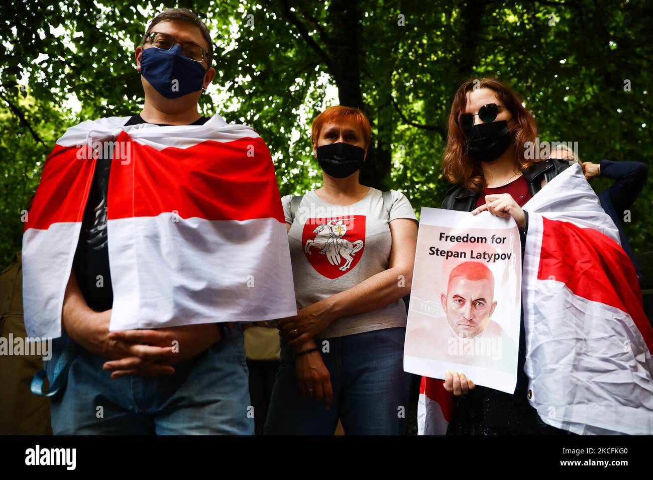 People attend Scream For Belarus protest during Toast For Freedom ...