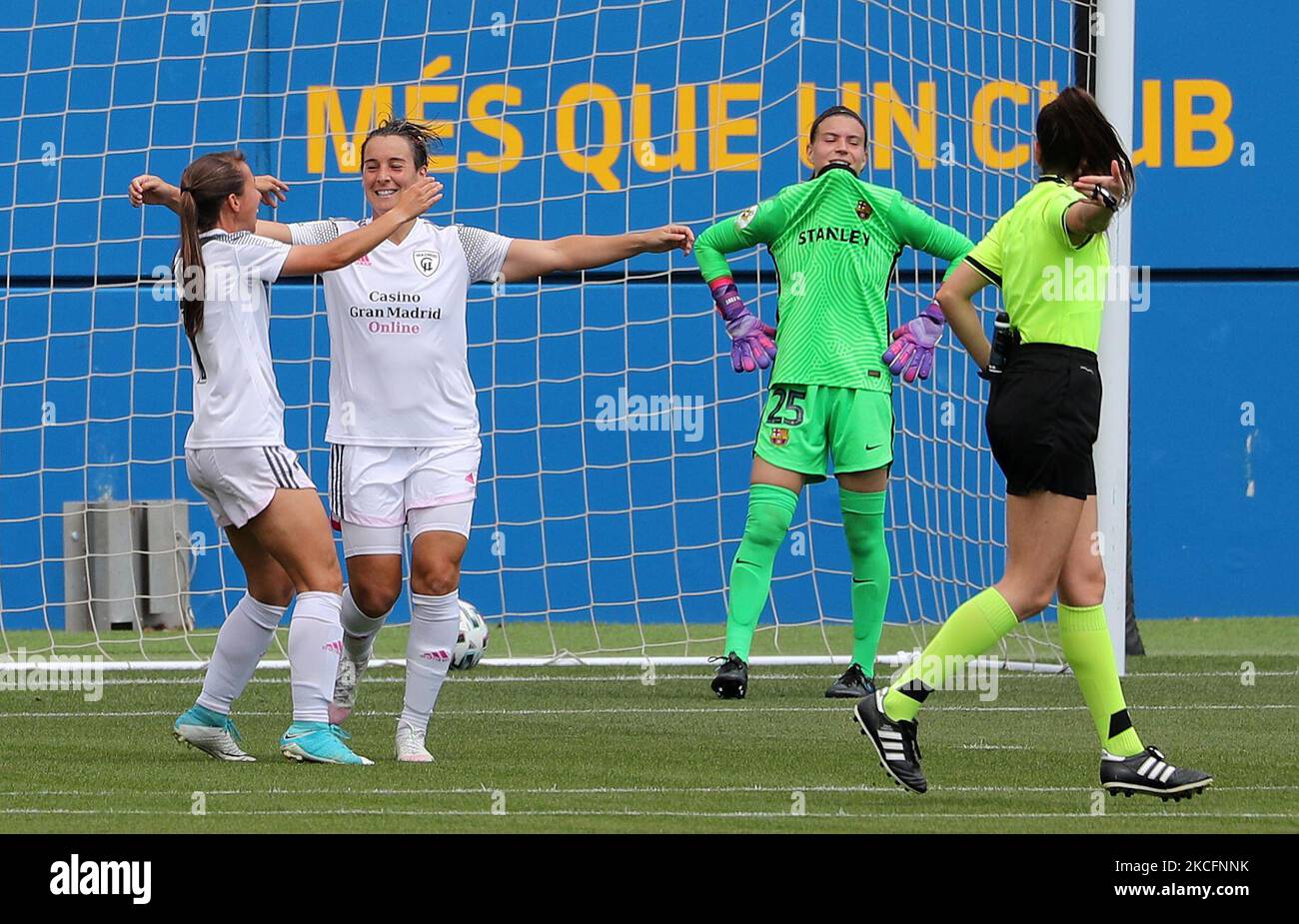 Cff font hi-res stock photography and images - Alamy