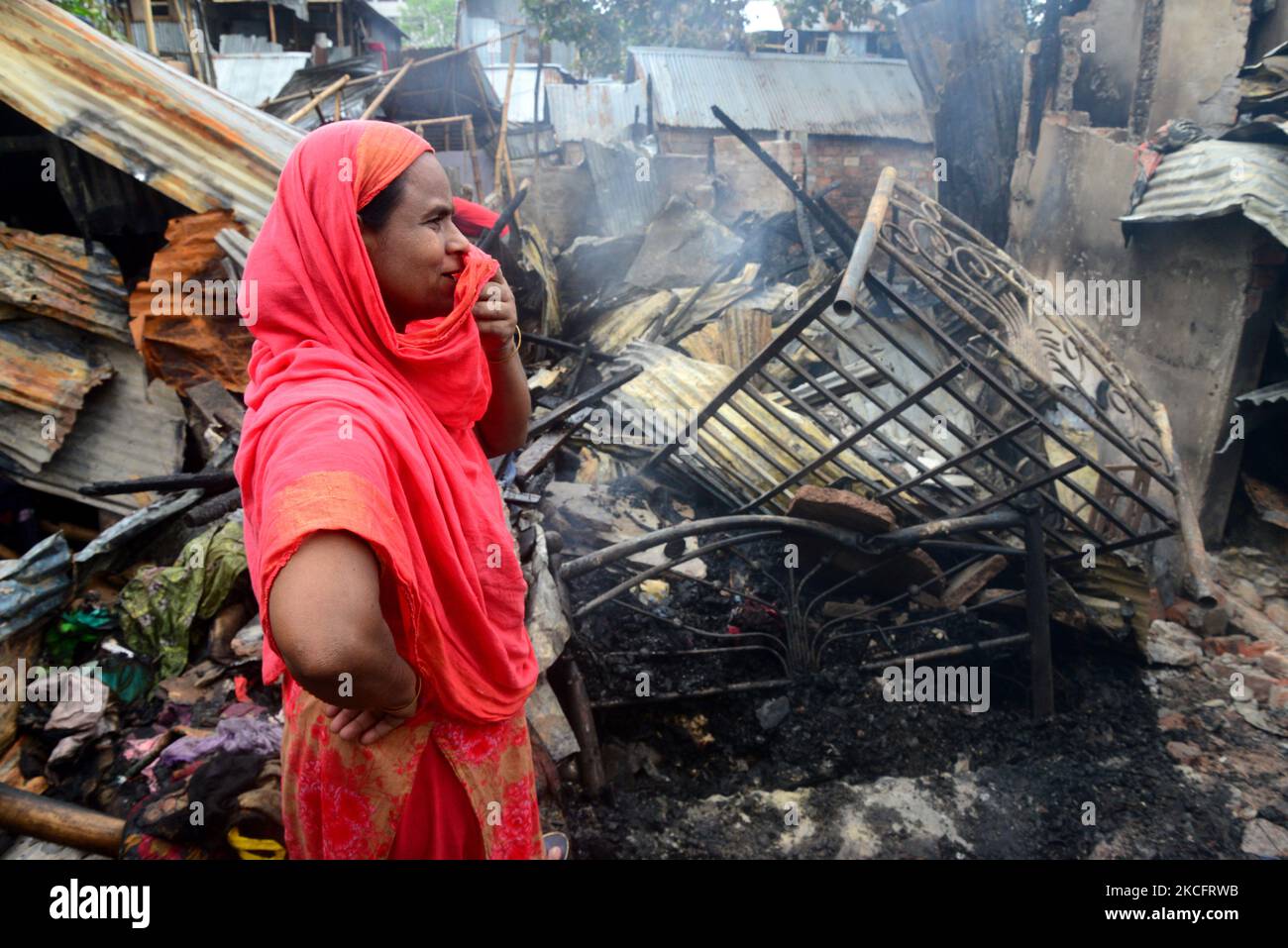 Bangladeshi slum dwellers hi-res stock photography and images - Alamy