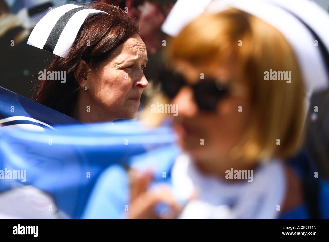 Two hour warning strikes hi-res stock photography and images - Alamy