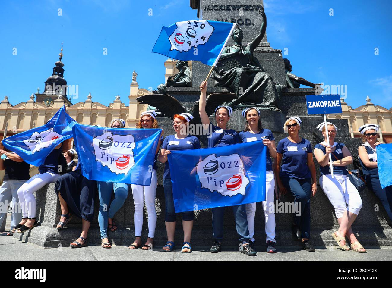Polish nurses and midwives protest during Warning Strike at the Main ...