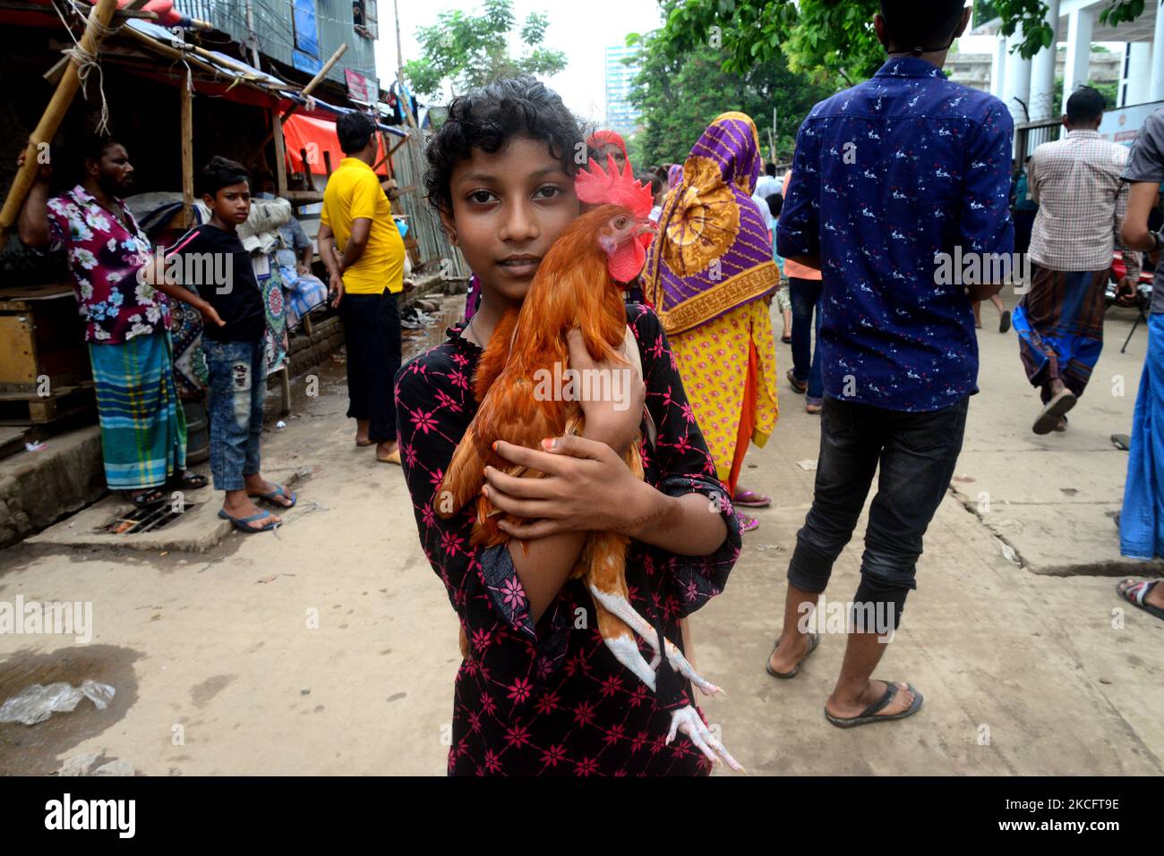 Migrant people inside the Mohakhali slum in Dhaka, Bangladesh, on June ...