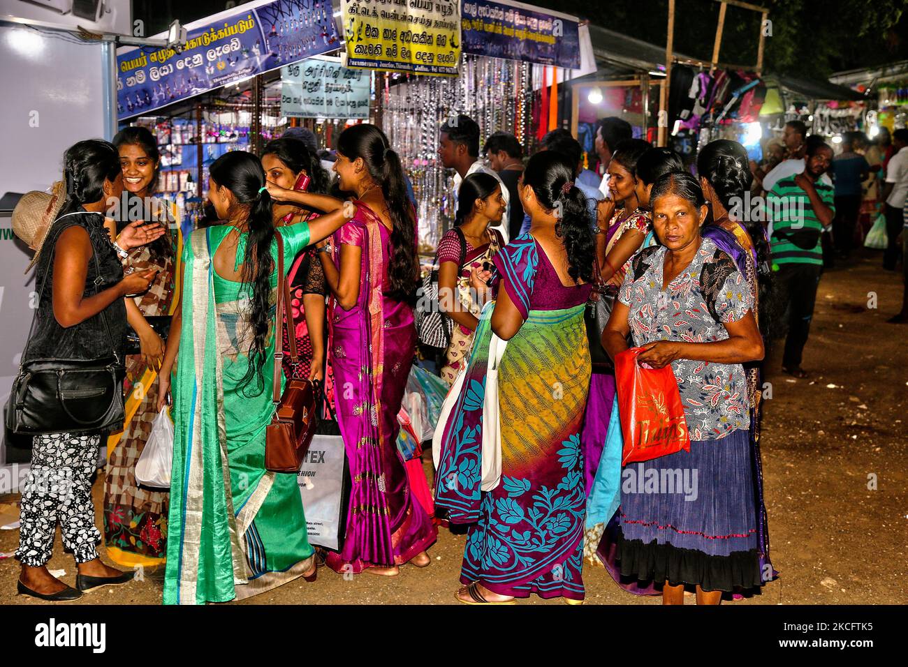 Tamil people from sri lanka hi-res stock photography and images - Alamy