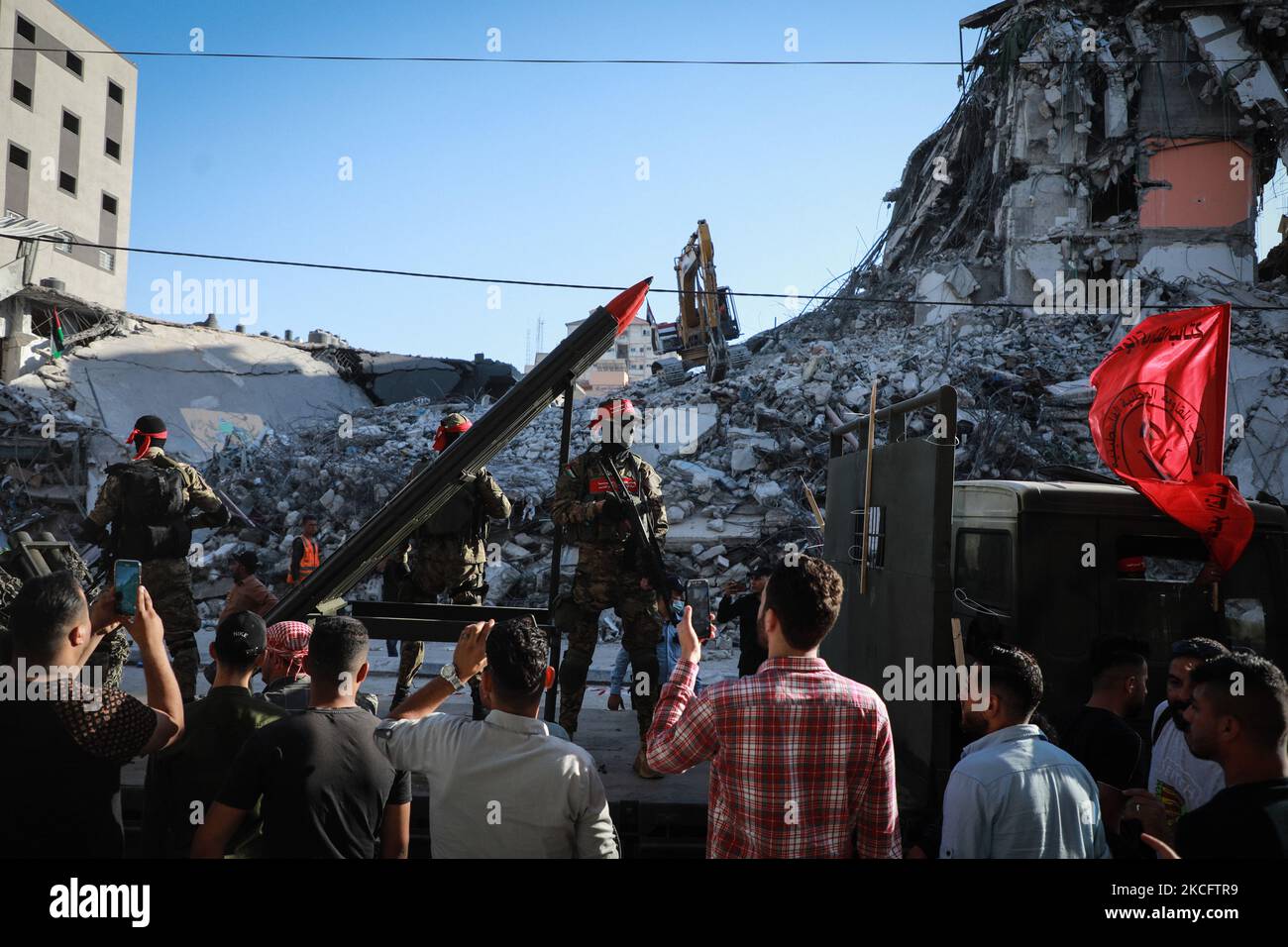 Palestinian resistance fighters hi-res stock photography and images - Alamy