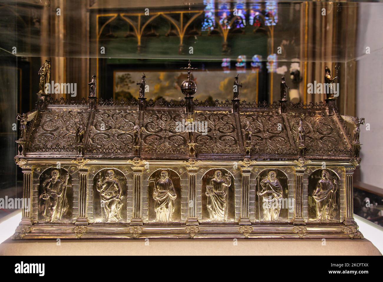 Medieval religious items hi-res stock photography and images - Alamy