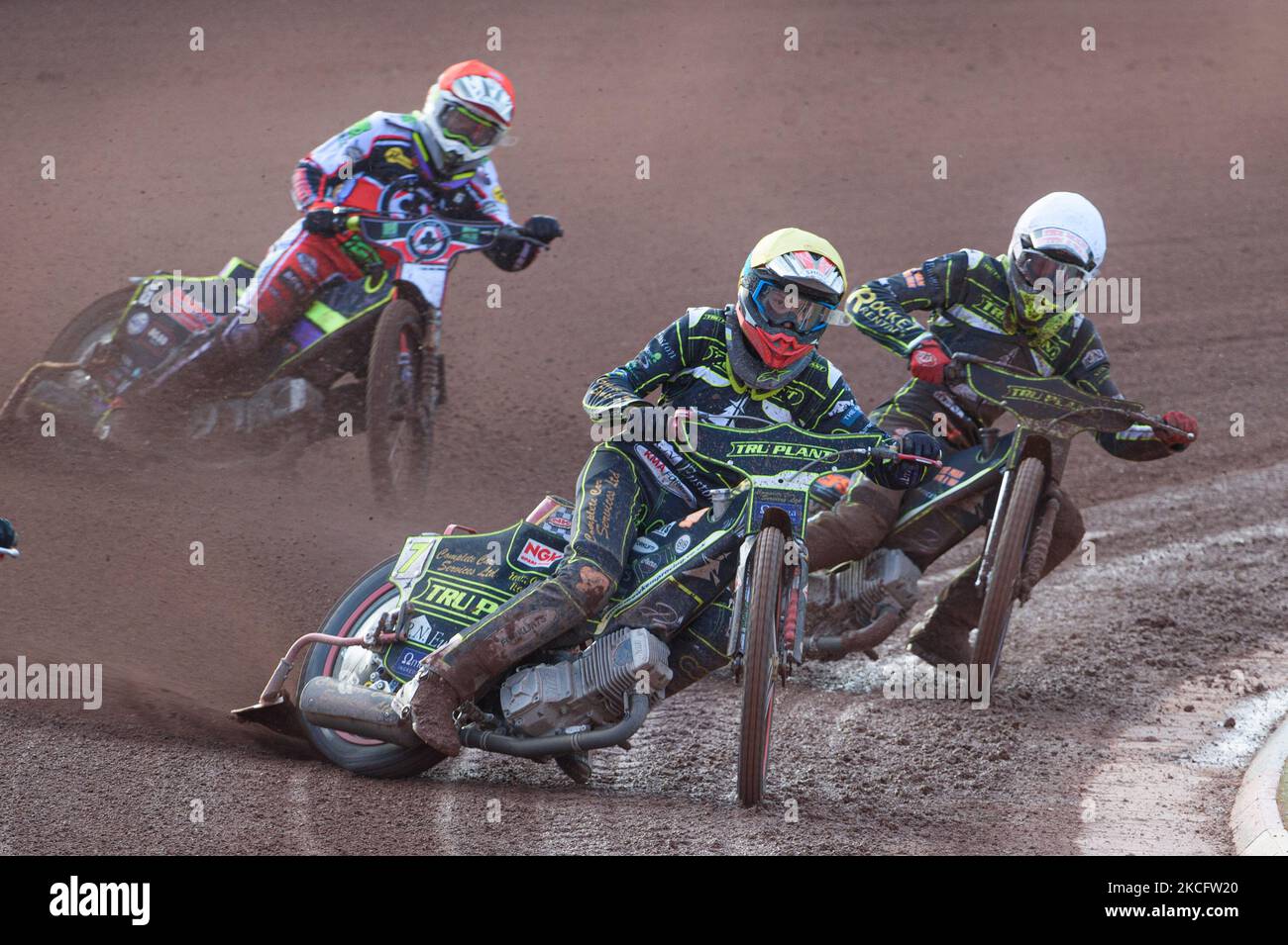 Drew Kemp (Yellow) and Anders Rowe (White) lead Tom Brennan (Red ...
