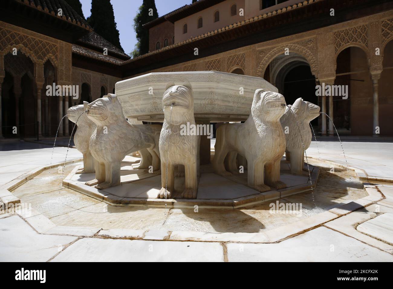 The Fountain of the Lions at the Alhambra Palace in Granada, Spain on ...