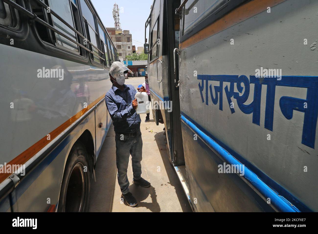 Sindhi camp bus stand hi-res stock photography and images - Alamy
