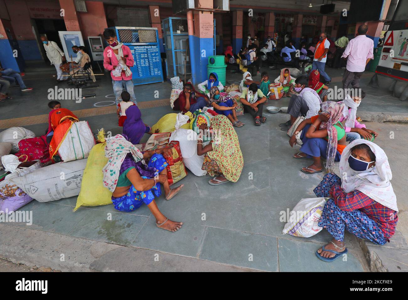 Sindhi camp bus stand hi-res stock photography and images - Alamy