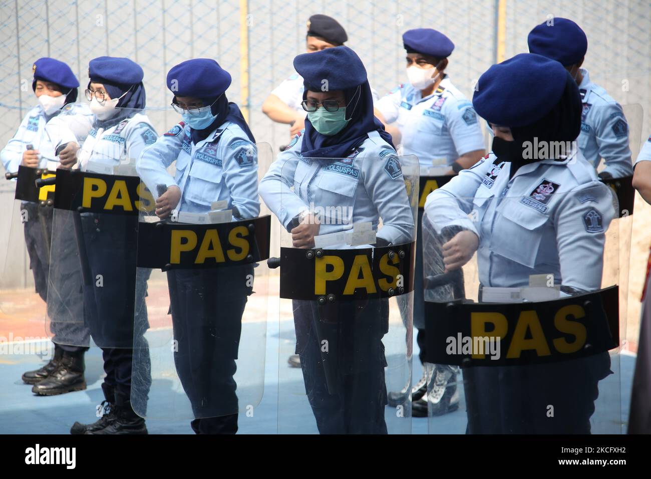 Female prison guards hi-res stock photography and images - Alamy