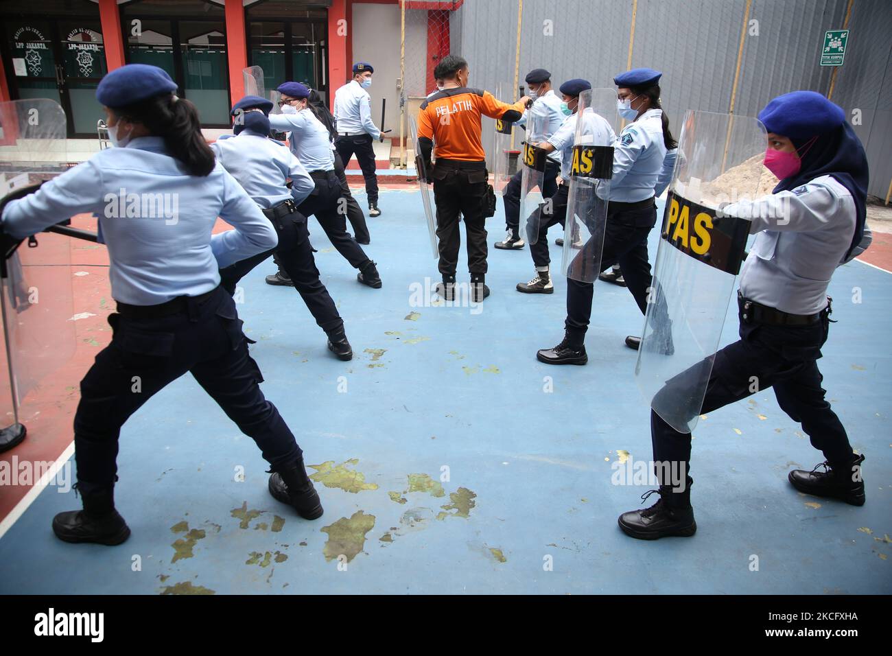 Female prison guards hi-res stock photography and images - Alamy
