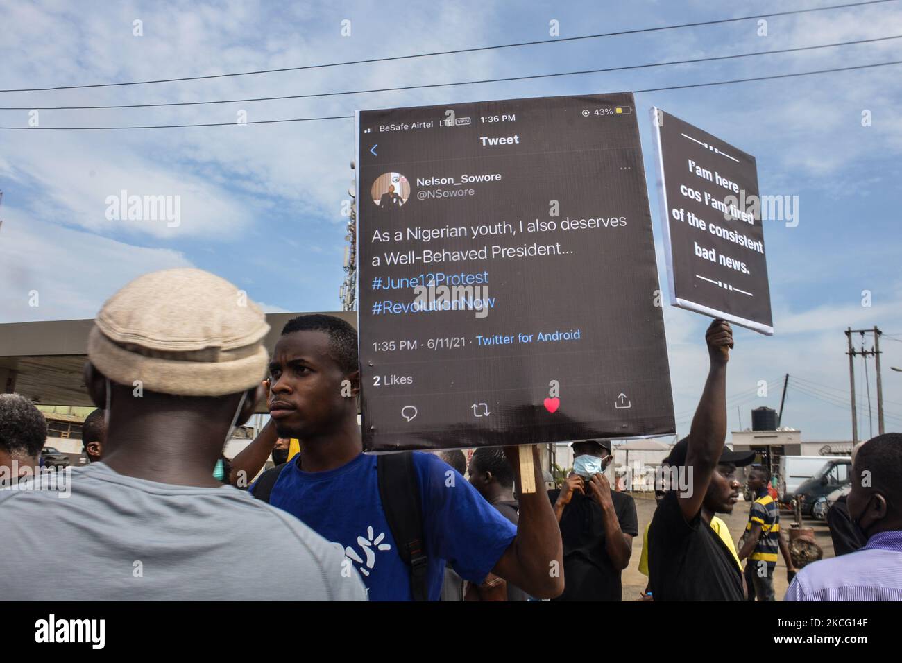 Nigerian democracy and governance hi-res stock photography and images ...