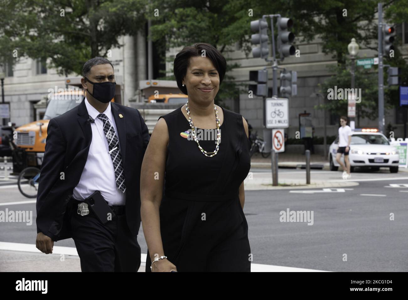 Mayor muriel bowser hi-res stock photography and images - Alamy