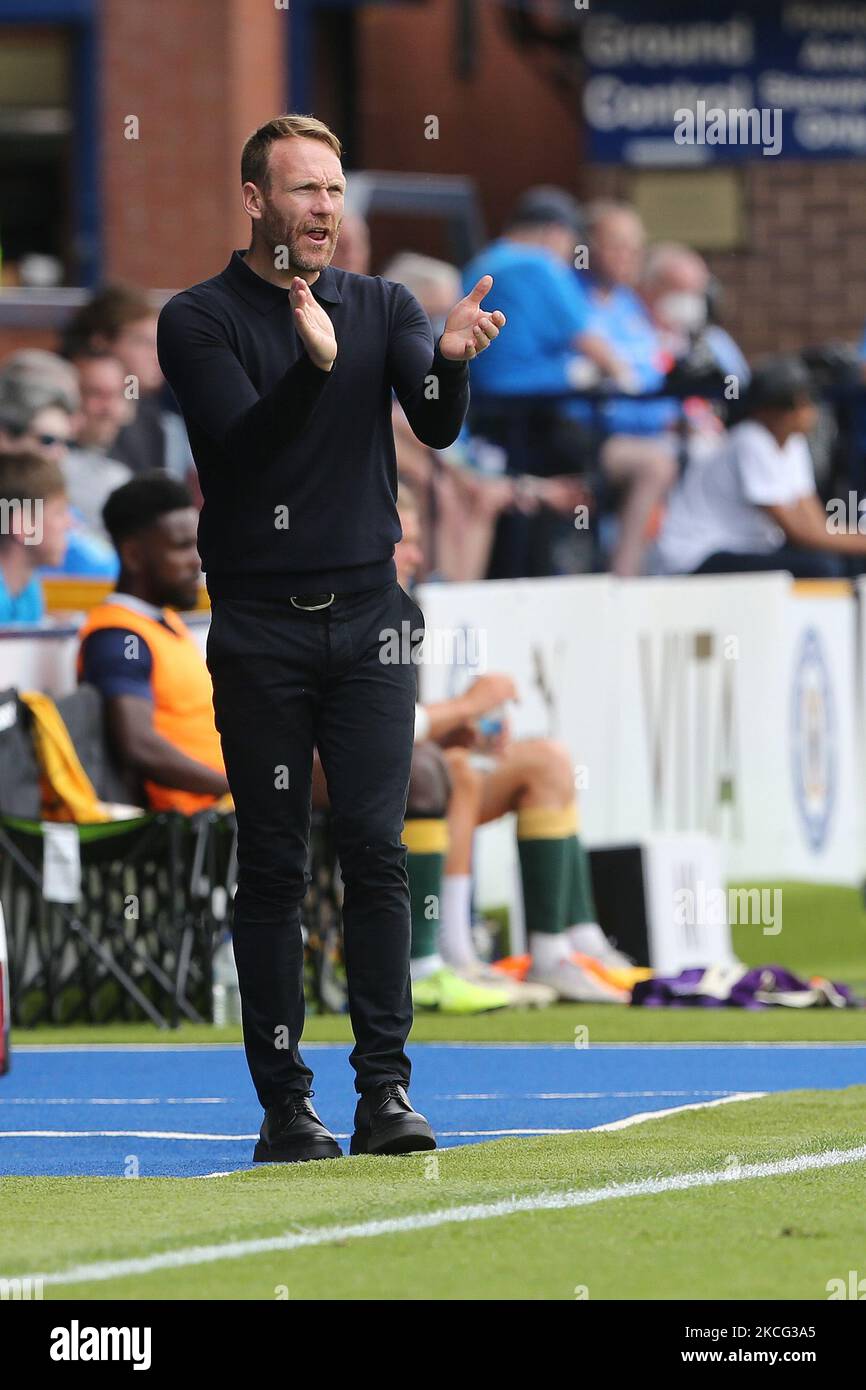 Stockport County manager Simon Rusk during the Vanarama National League ...