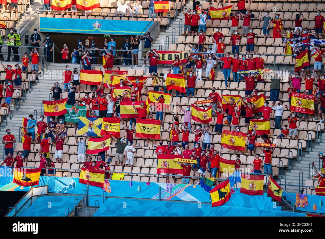 Spanish supporters during the match between Spain and Sweden ...