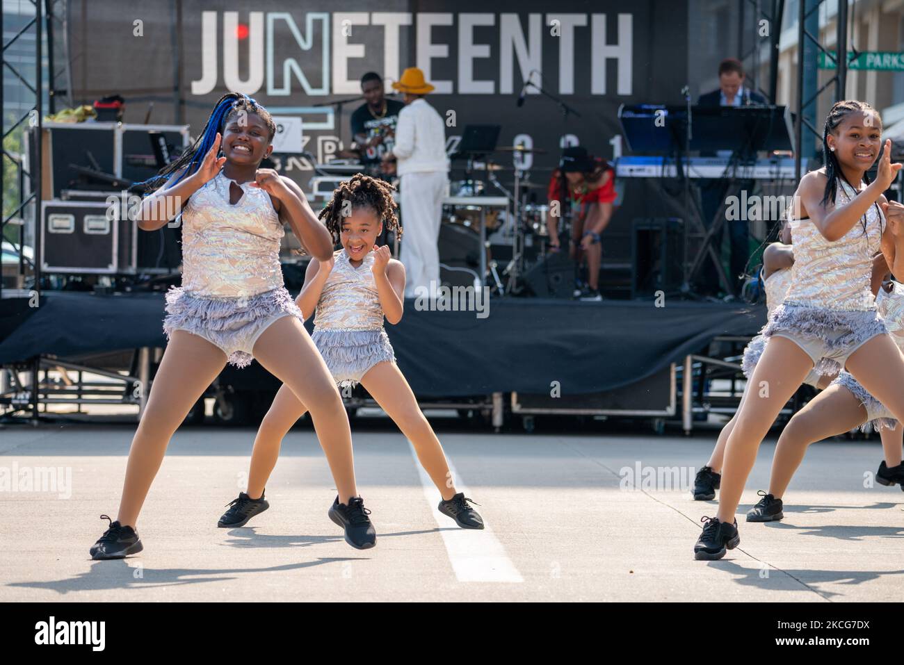 African american slaves dance hi-res stock photography and images - Alamy