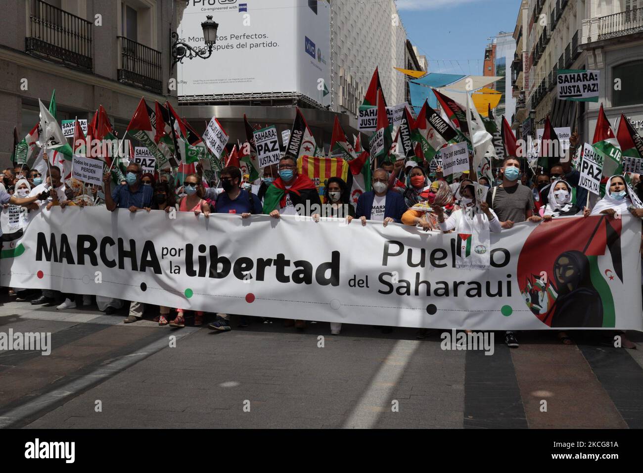 Morocco independence parade hi-res stock photography and images - Alamy