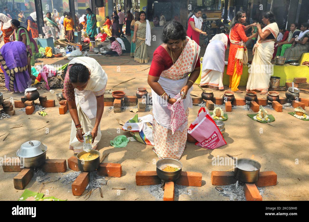 Goddess kannaki hi-res stock photography and images - Alamy