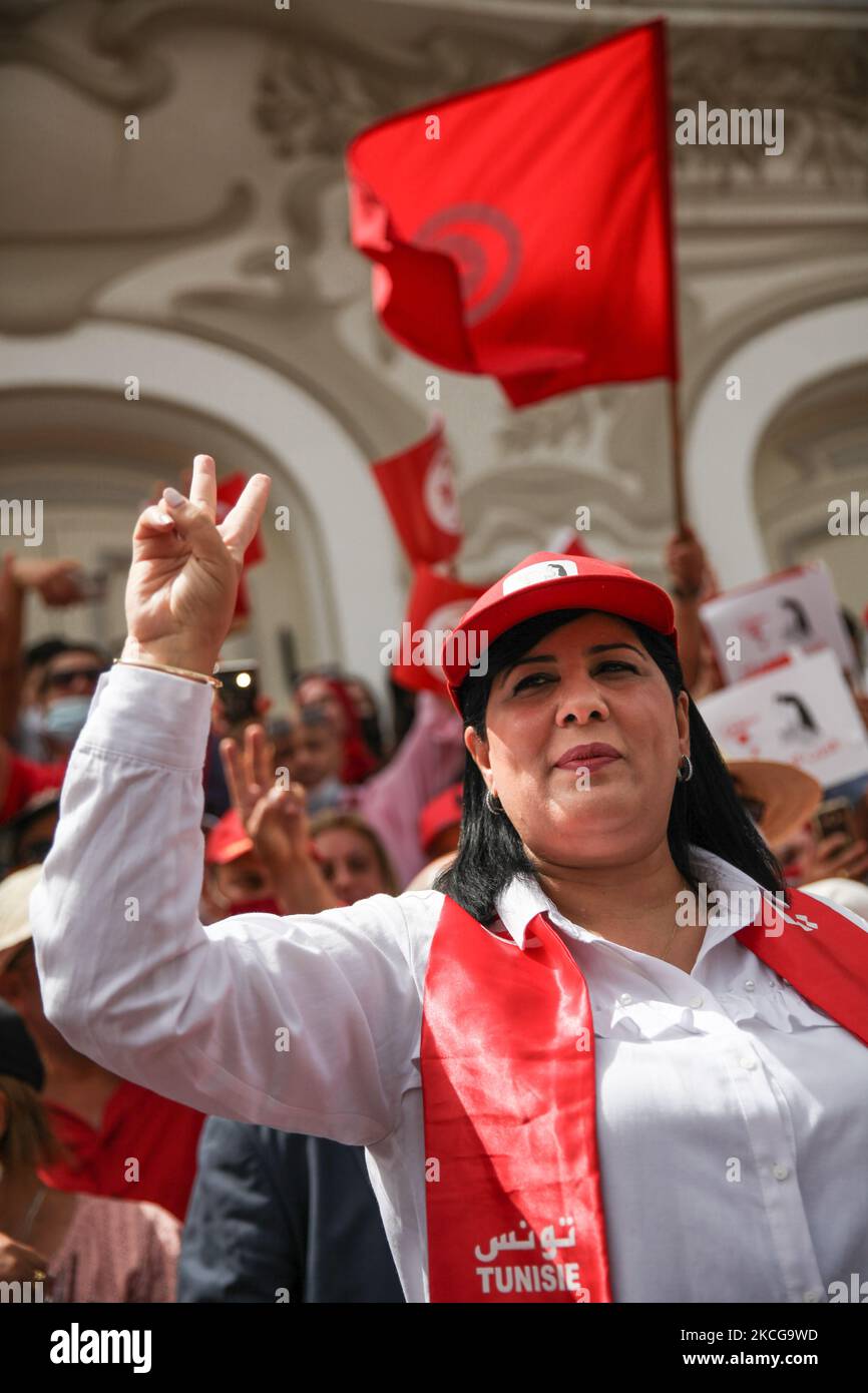 Pdl party flags hi-res stock photography and images - Alamy