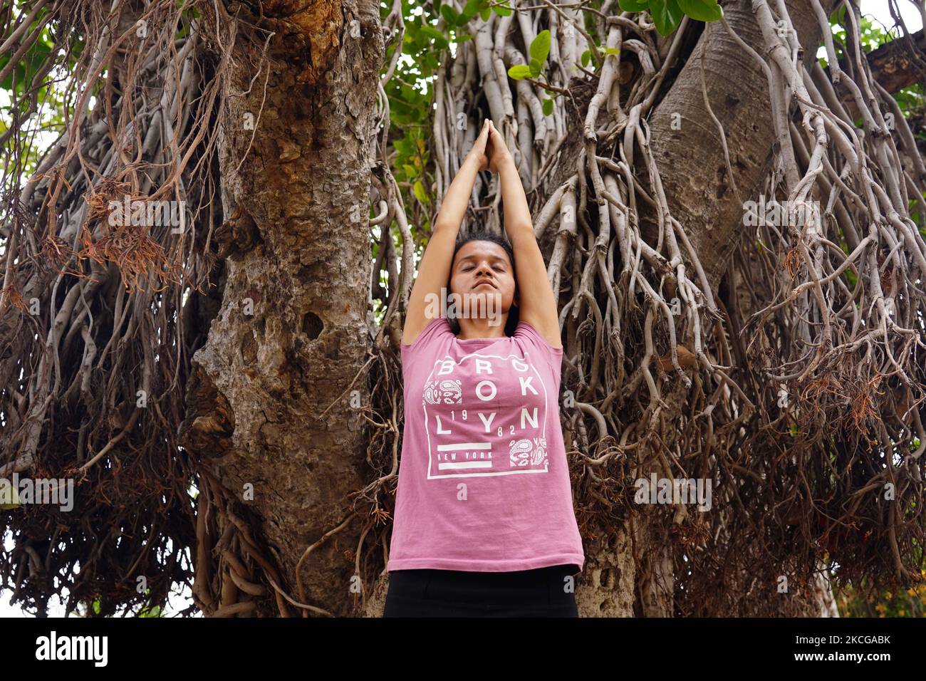 Indian Girl Tanvi Sharma performs yoga on International Yoga Day in ...