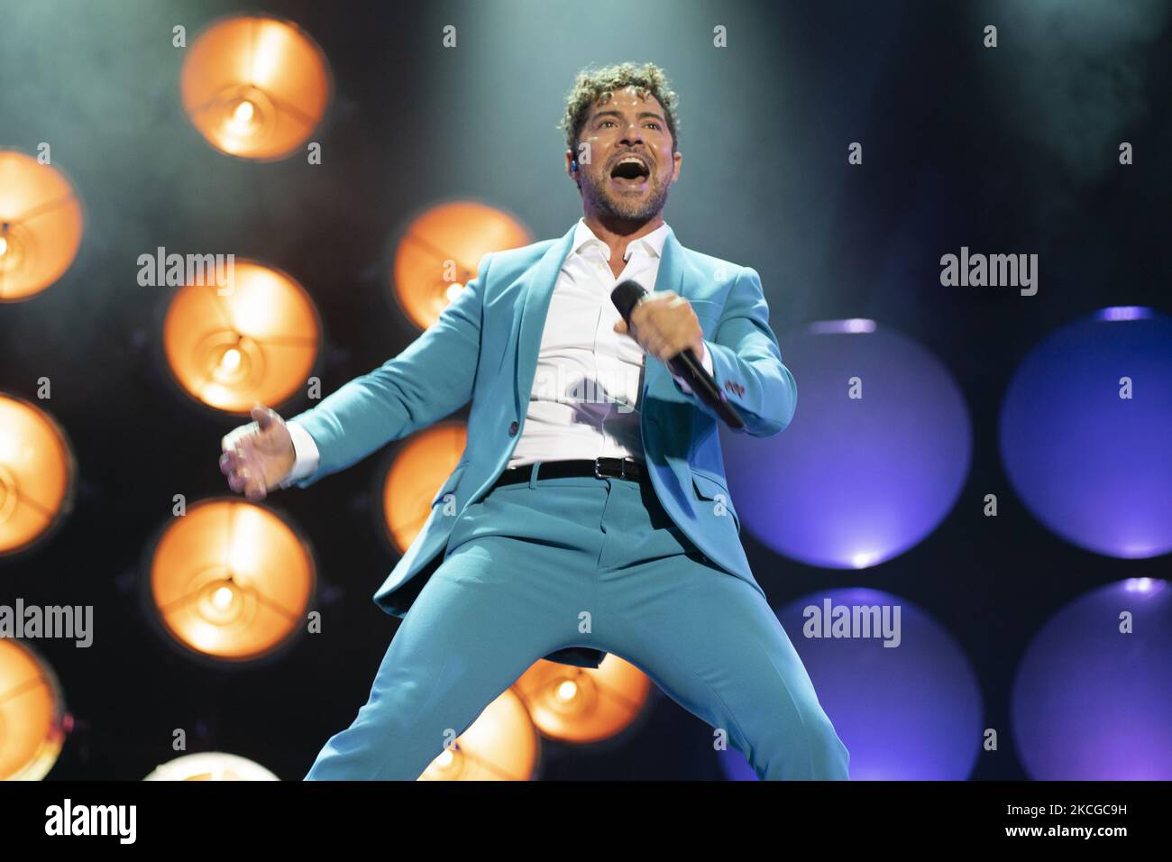 the singer David Bisbal during the performing of the EN TUS PLANES 2021 ...