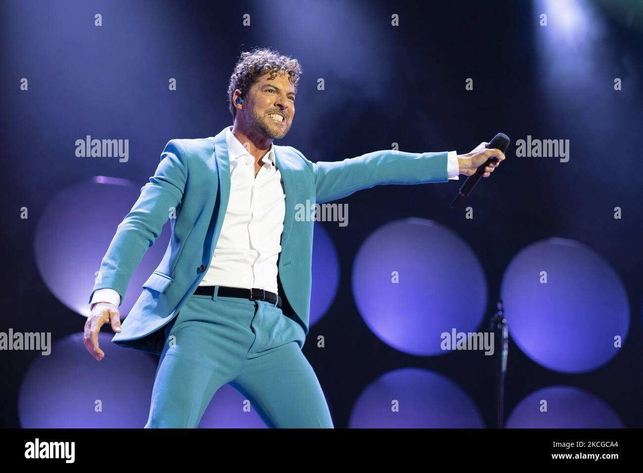the singer David Bisbal during the performing of the EN TUS PLANES 2021 ...