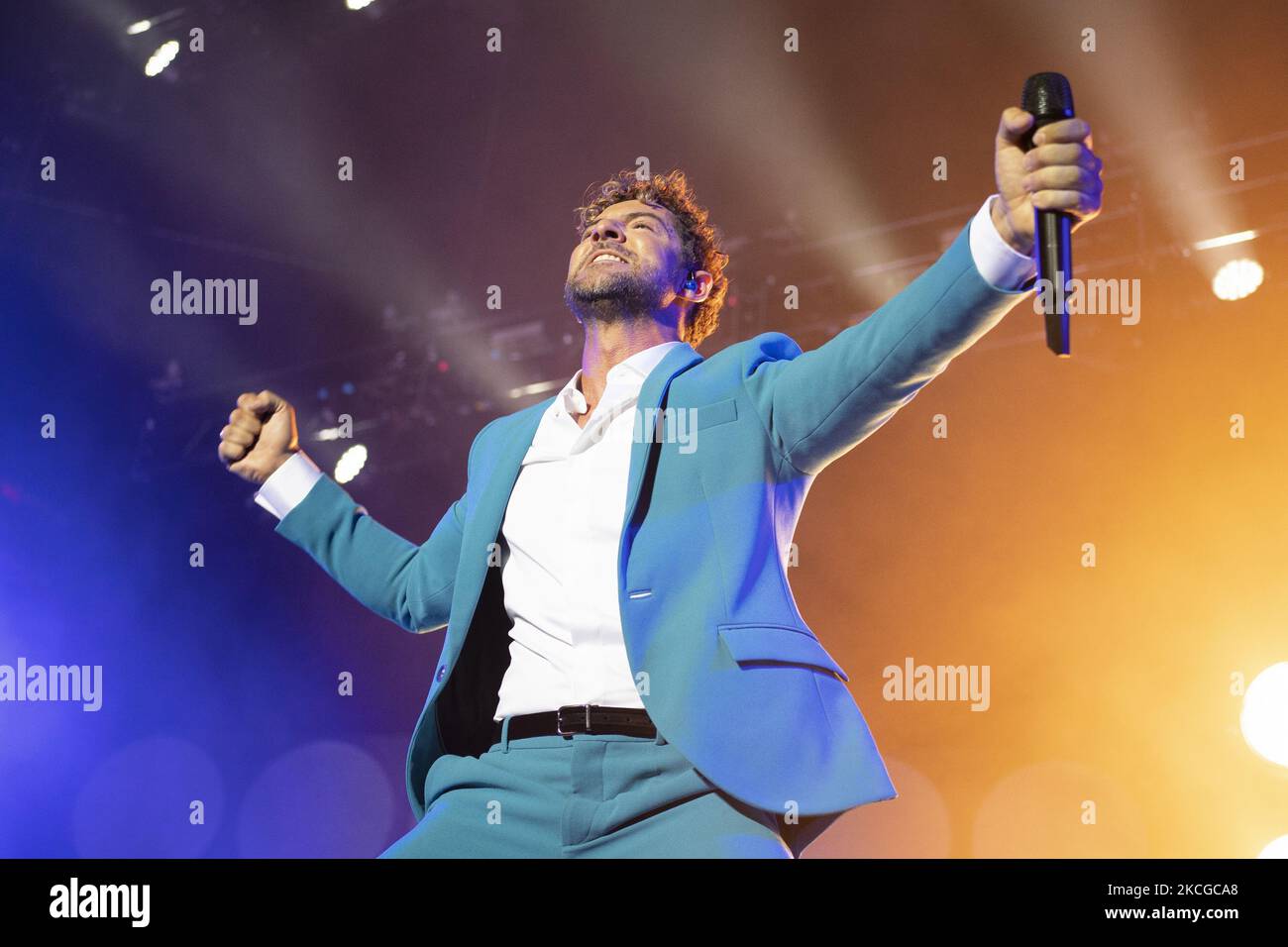 the singer David Bisbal during the performing of the EN TUS PLANES 2021 ...