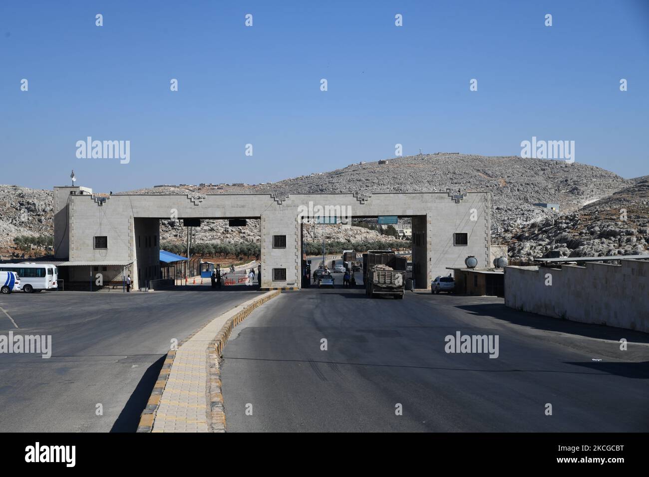 Bab al hawa crossing hi-res stock photography and images - Alamy