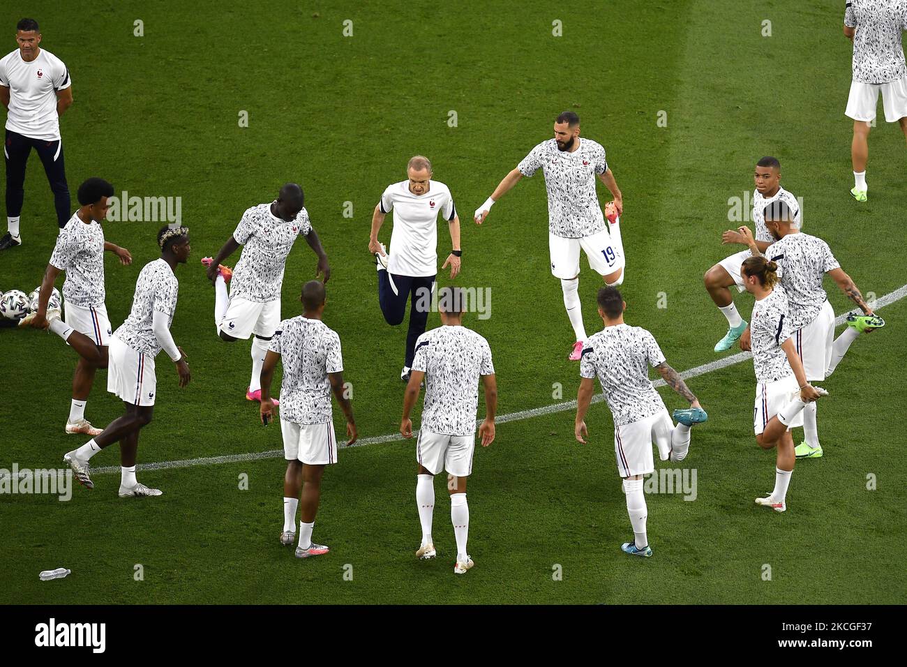 Karim Benzema and his teammates warm up before the start of the UEFA ...
