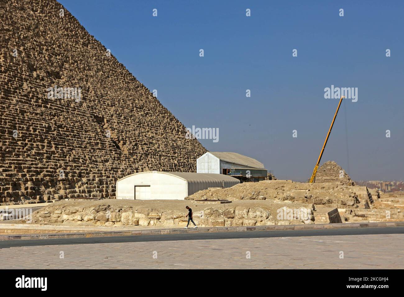 Preparations for the transfer of the procession of King Khufu from the ...
