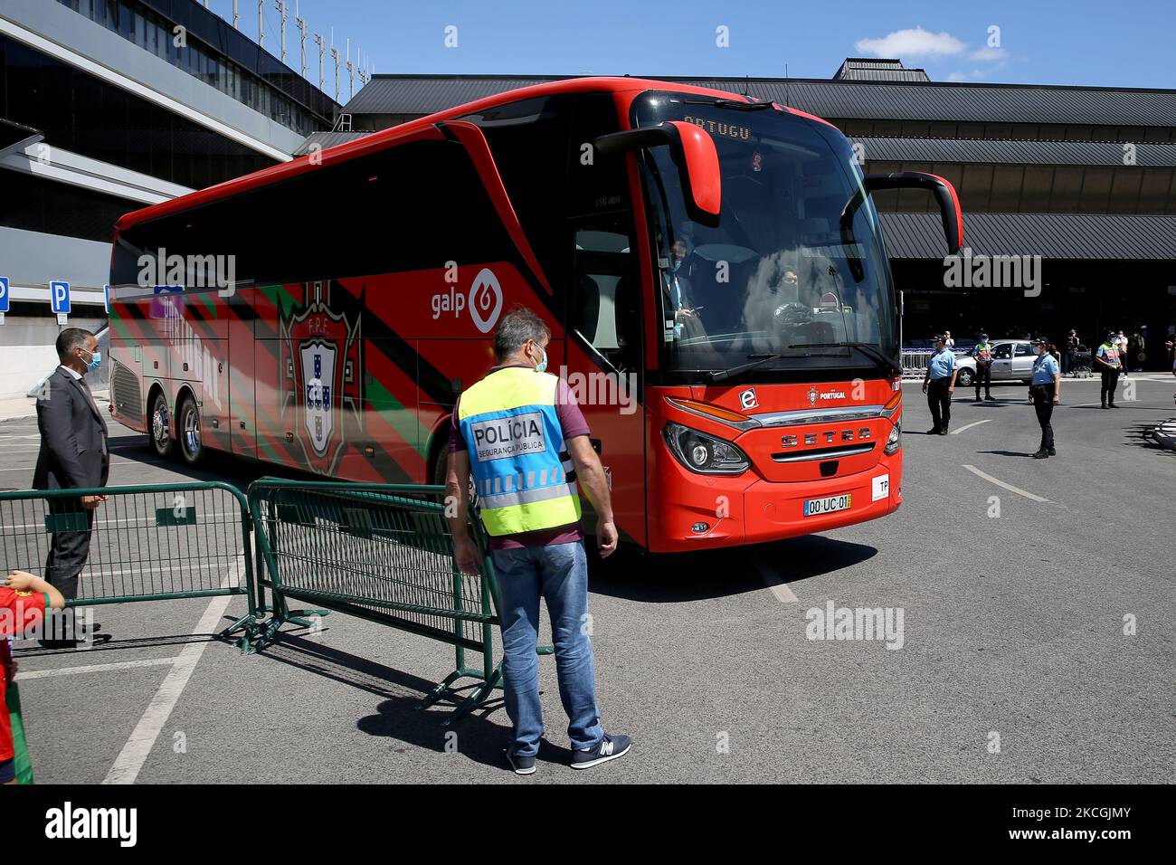 Portugal's football team leaves by bus after arriving at Lisbon airport ...