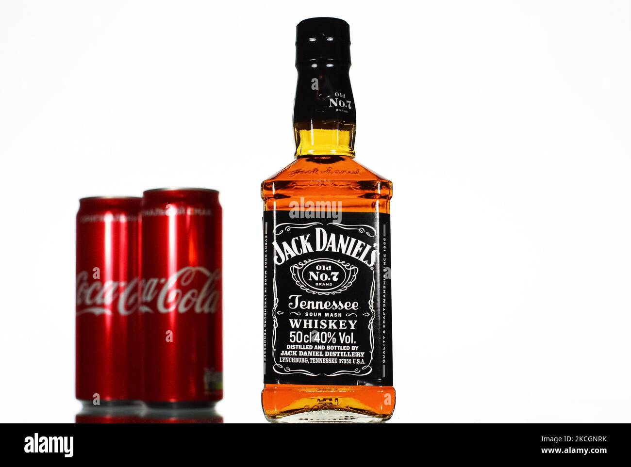 Jack daniels whiskey cola hi-res stock photography and images - Alamy