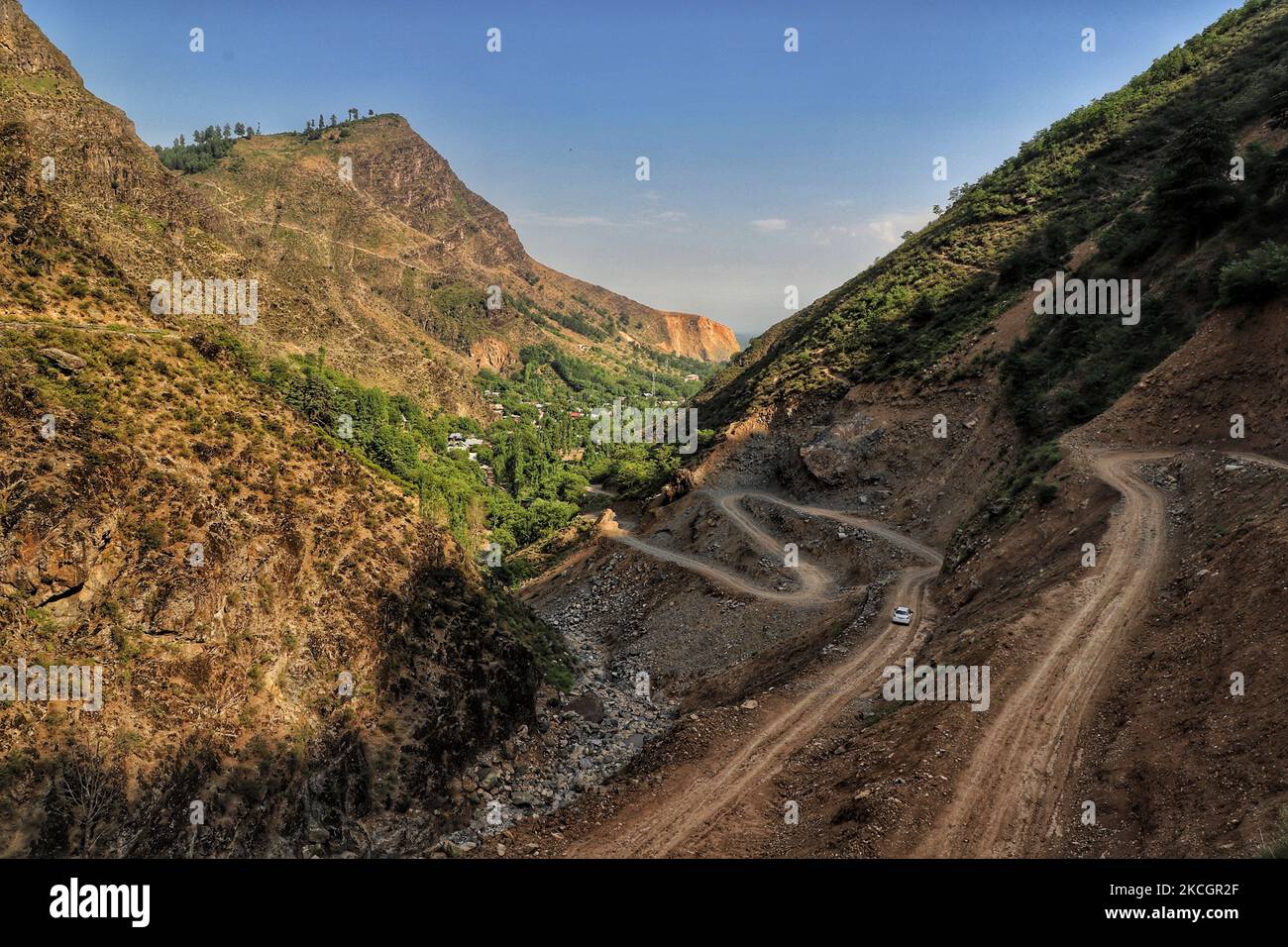 Outskirts of sopore hi-res stock photography and images - Alamy
