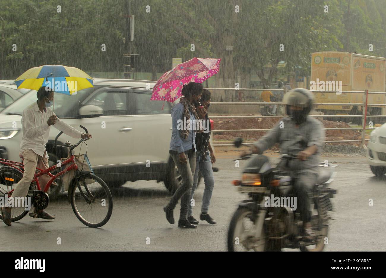 Monsoon rain lashes into the eastern Indian state Odisha's capital city ...