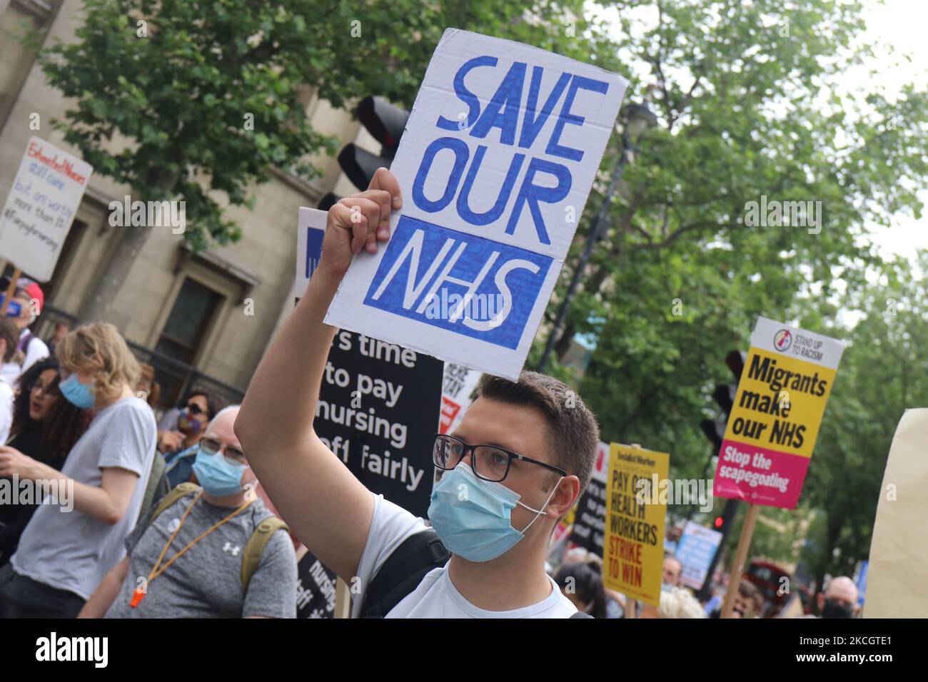 Nhs understaffing hi-res stock photography and images - Alamy