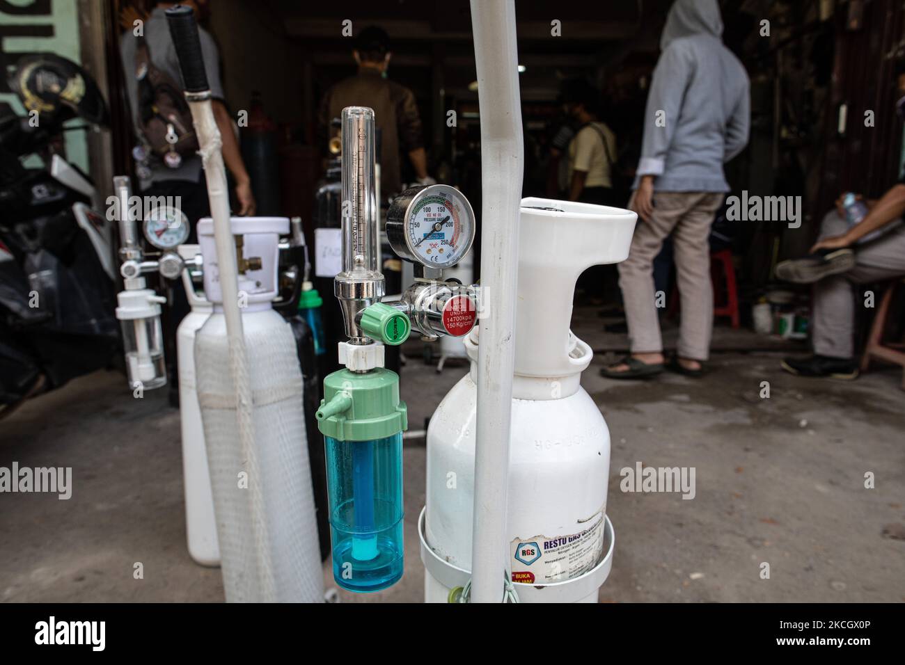 Oxygen making hi-res stock photography and images - Alamy