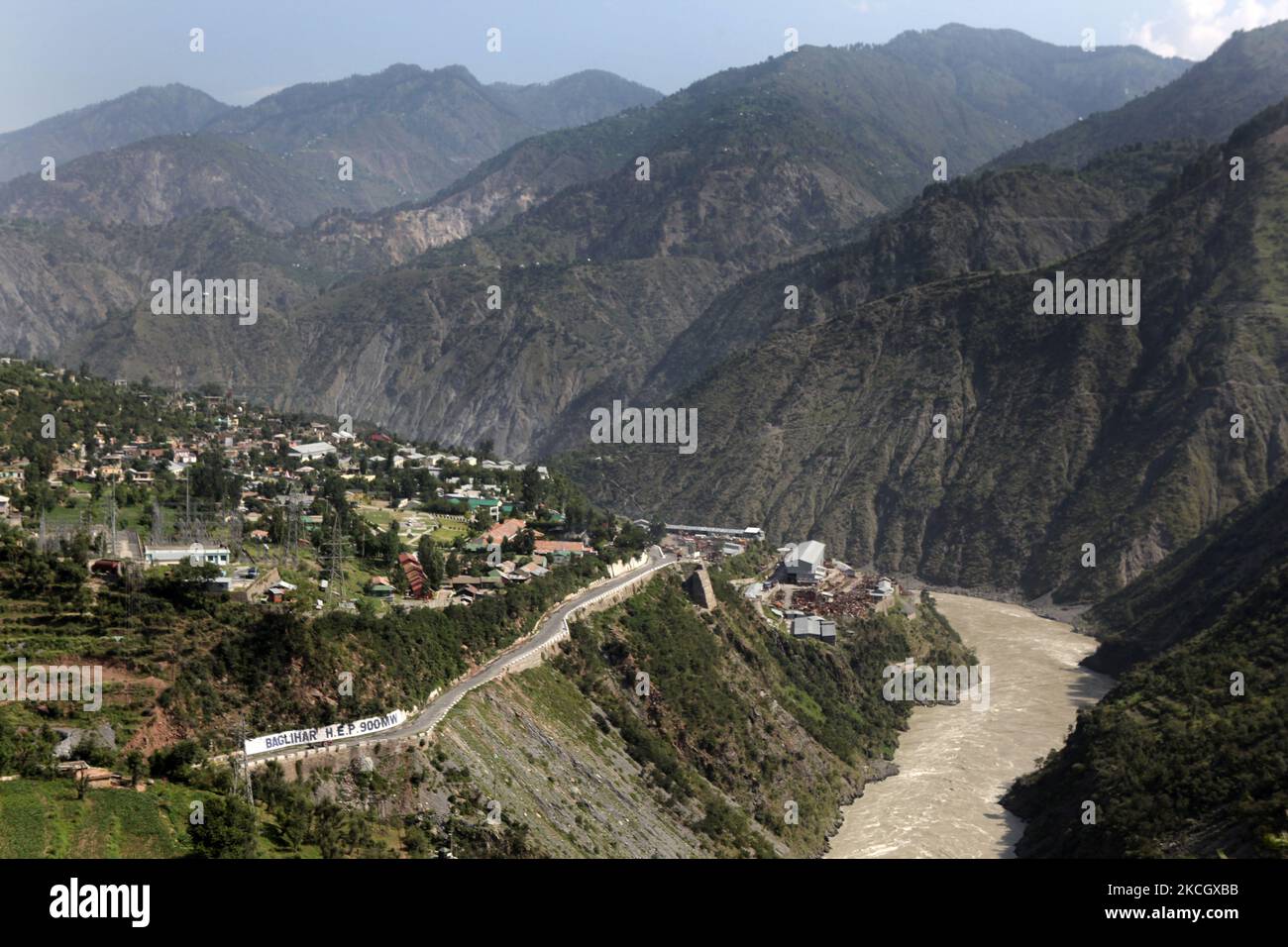 Scenic view of the Nashri River running through a mountainous in ...