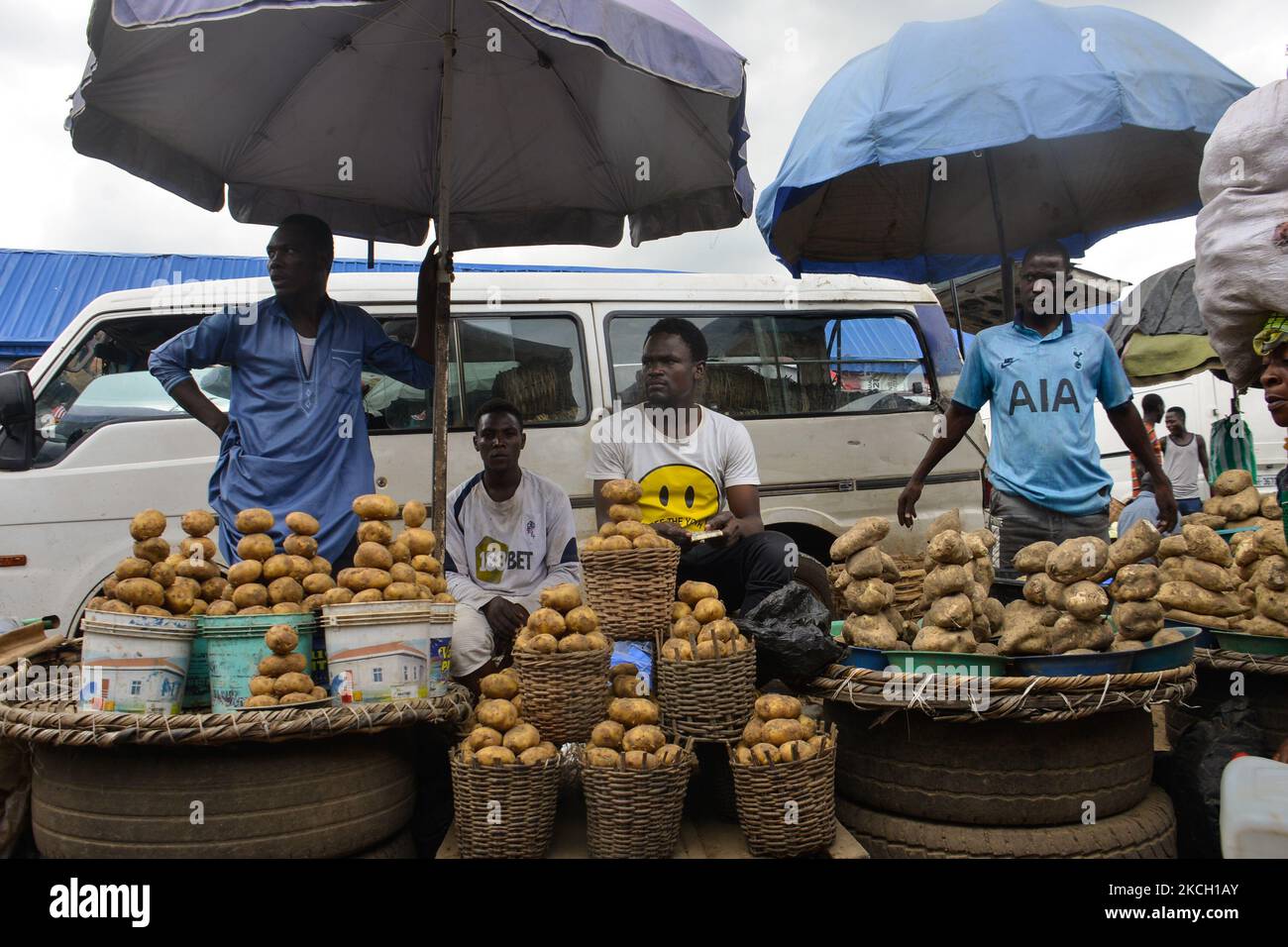 Potato vendors waiting for customers as they complain of low patronage ...