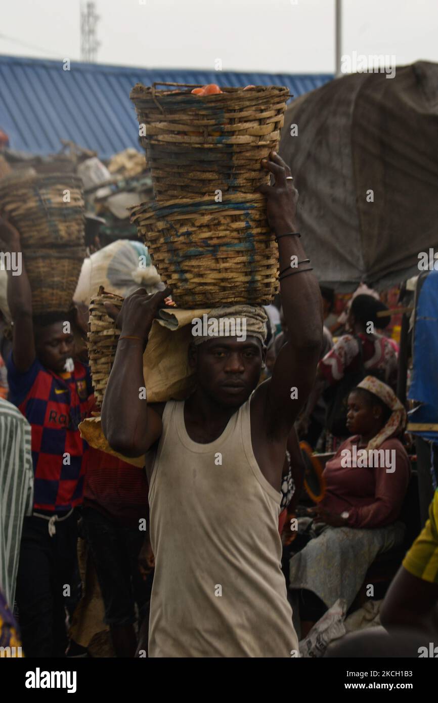 Mile 12 market lagos nigeria hi-res stock photography and images - Alamy