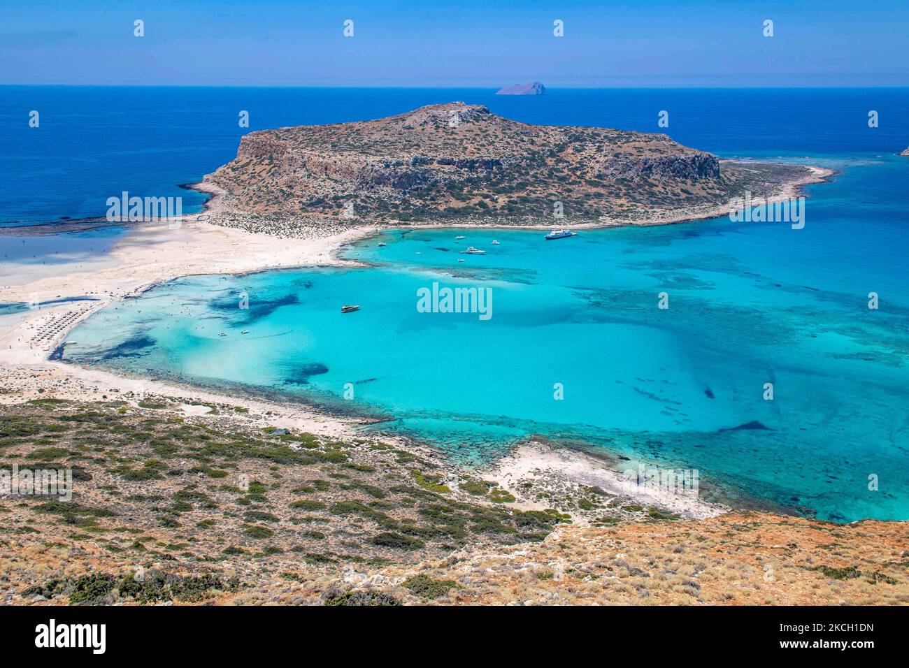 Panoramic view of Balos Beach, the incredible lagoon with the turquoise ...