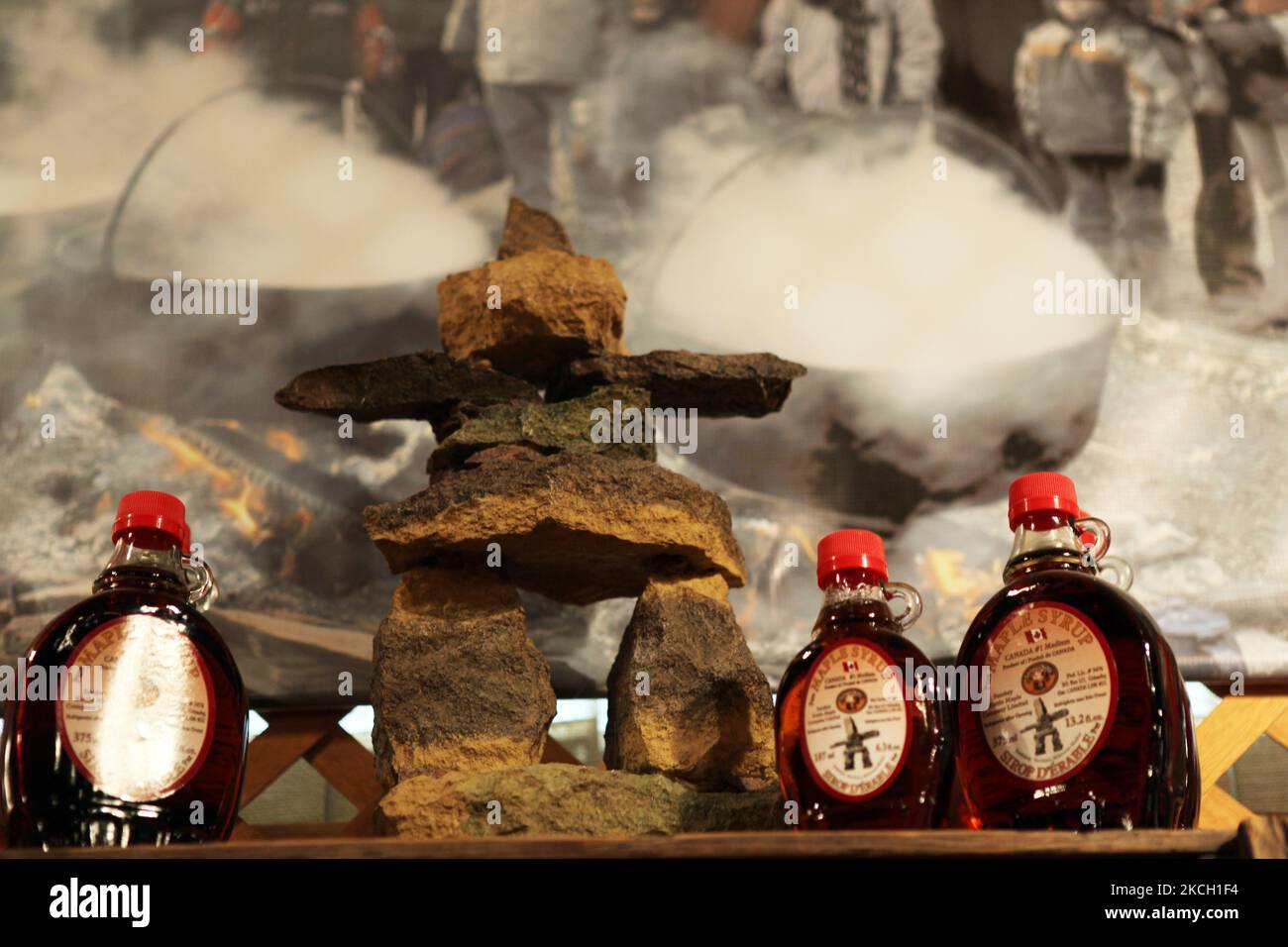 Indigenous culture maple syrup hi-res stock photography and images - Alamy