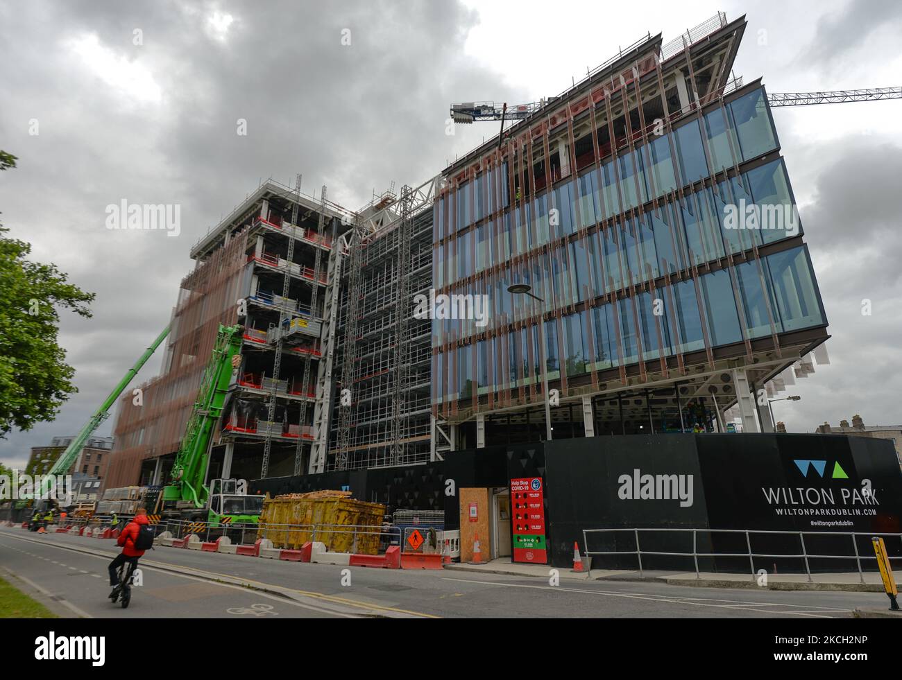 Linkedins european hq hi-res stock photography and images - Alamy