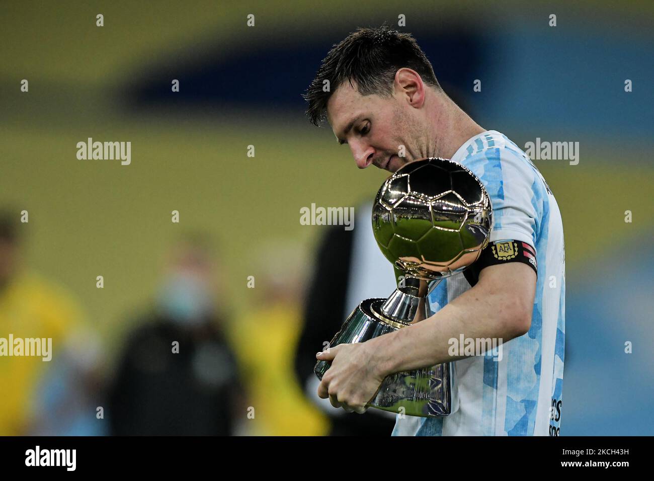 Thiago Messi Step Walking