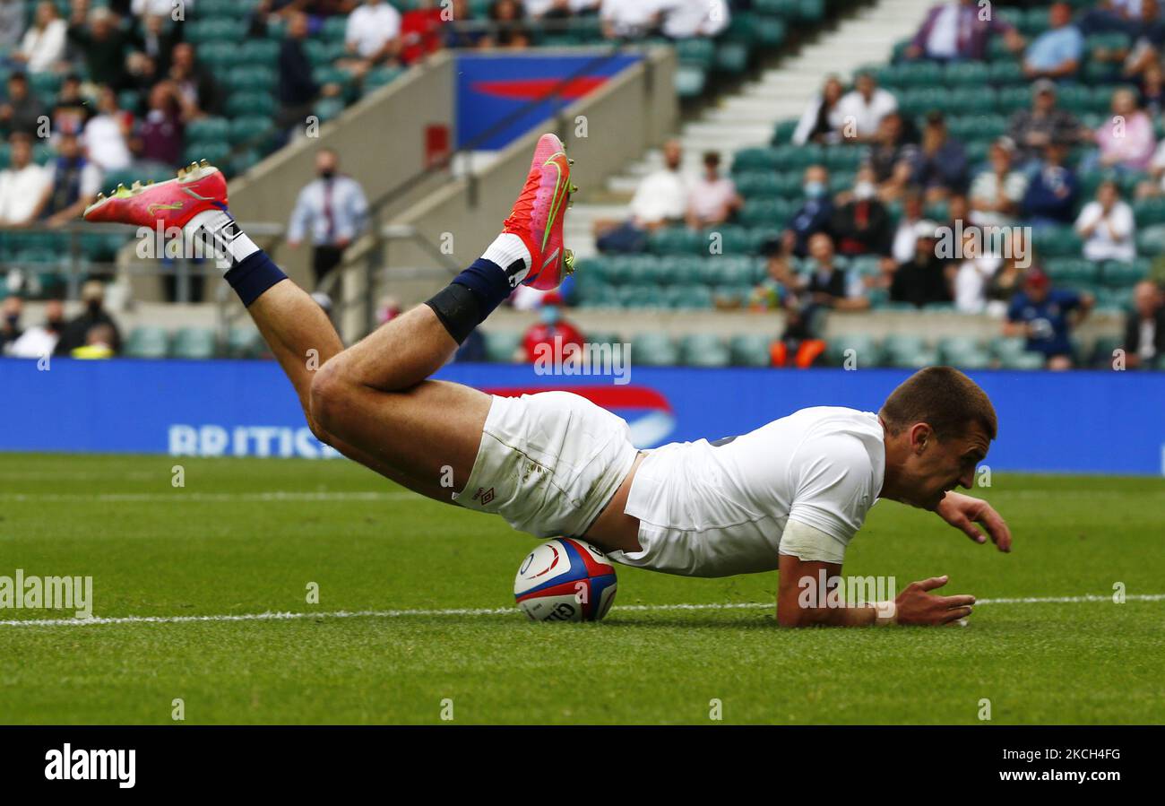 Henry Slade (Exeter Chiefs) of England during International Friendly ...