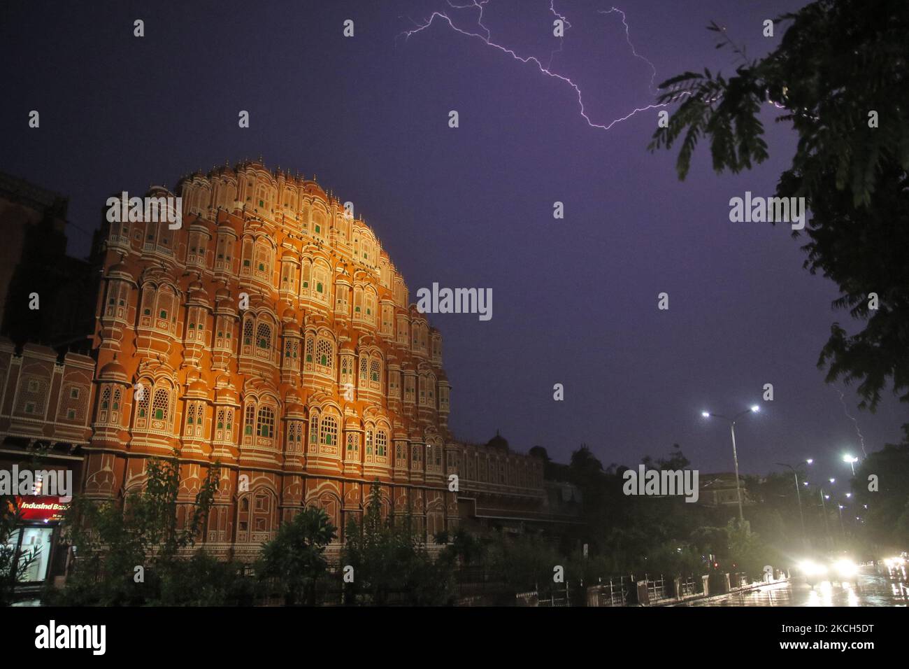 Lightning strike demonstration hi-res stock photography and images - Alamy