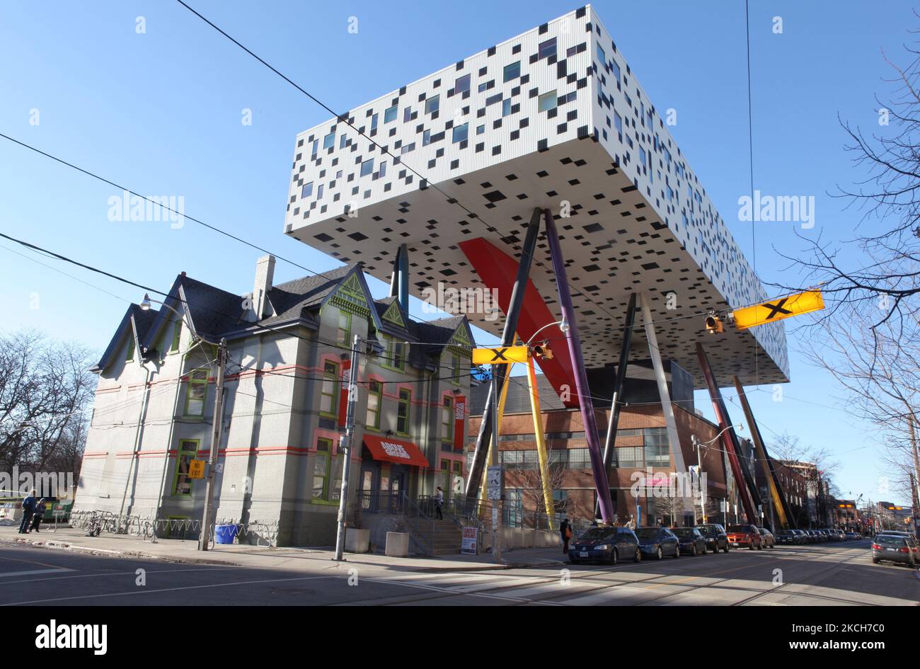 School of design ocad building toronto hi-res stock photography and ...