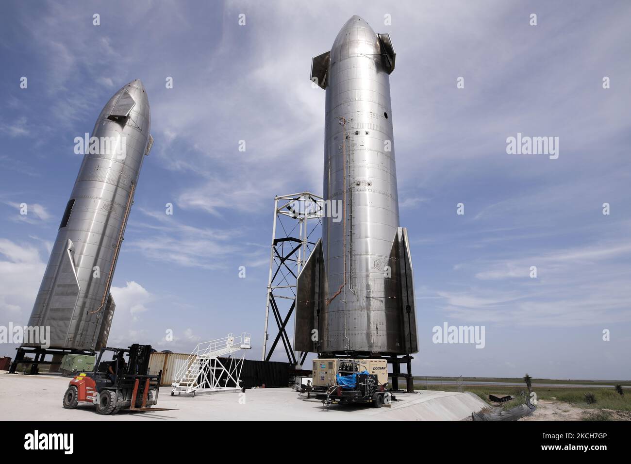 Two Starships now stand inside the SpaceX build site in South Texas ...