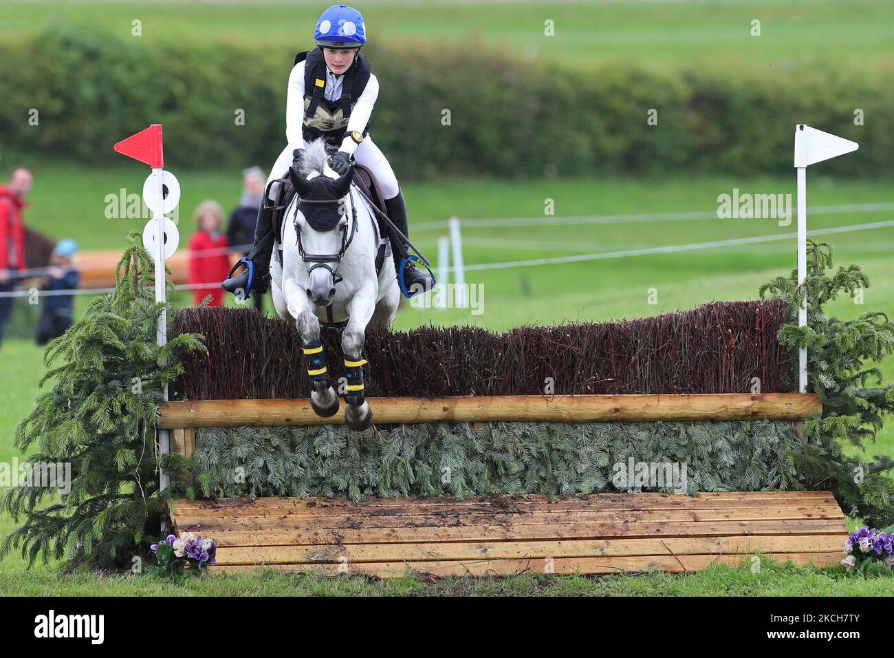 MARLBOROUGH, UK. JULY 10TH. Izzy Wright riding Menlo Amy during PT ...
