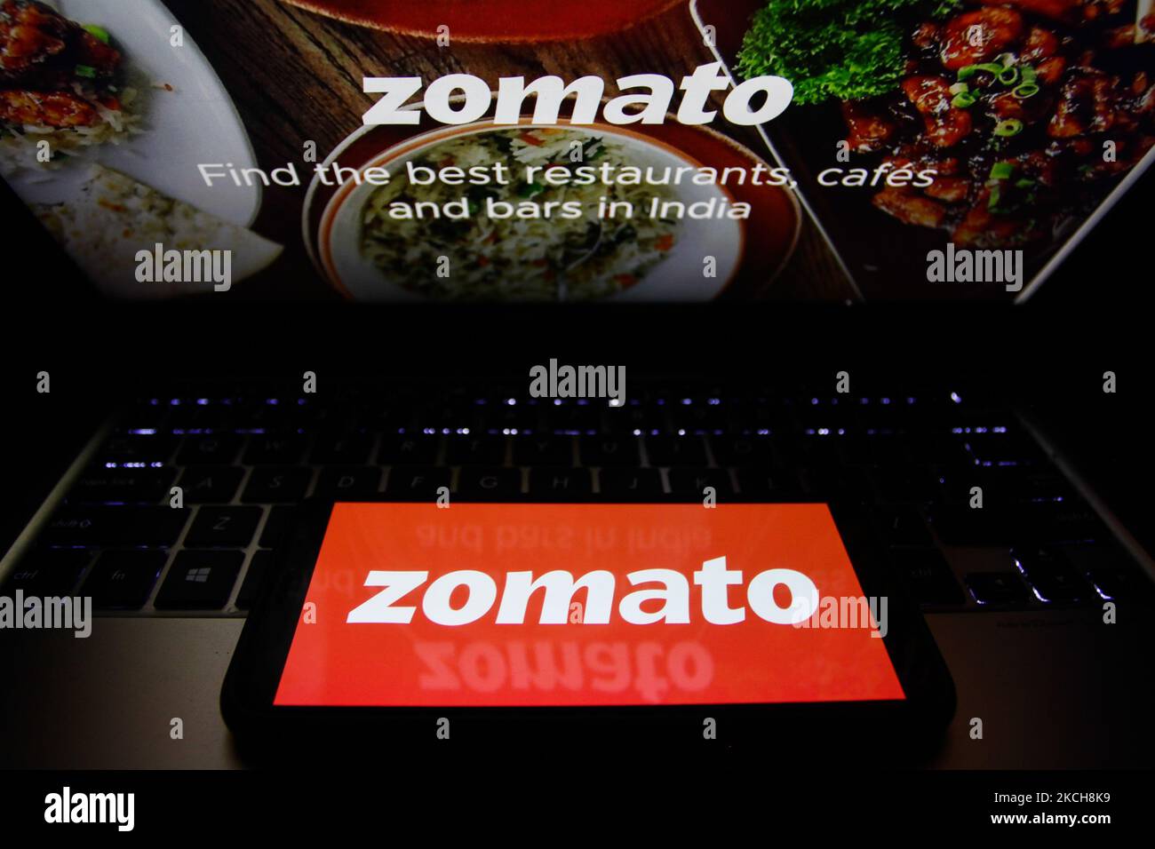 Zomato logo hi-res stock photography and images - Alamy